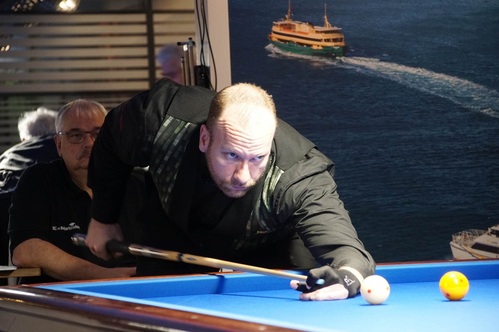 Martijn Egbers (37) ontdekt de Grand Prix cyclus | Driebanden