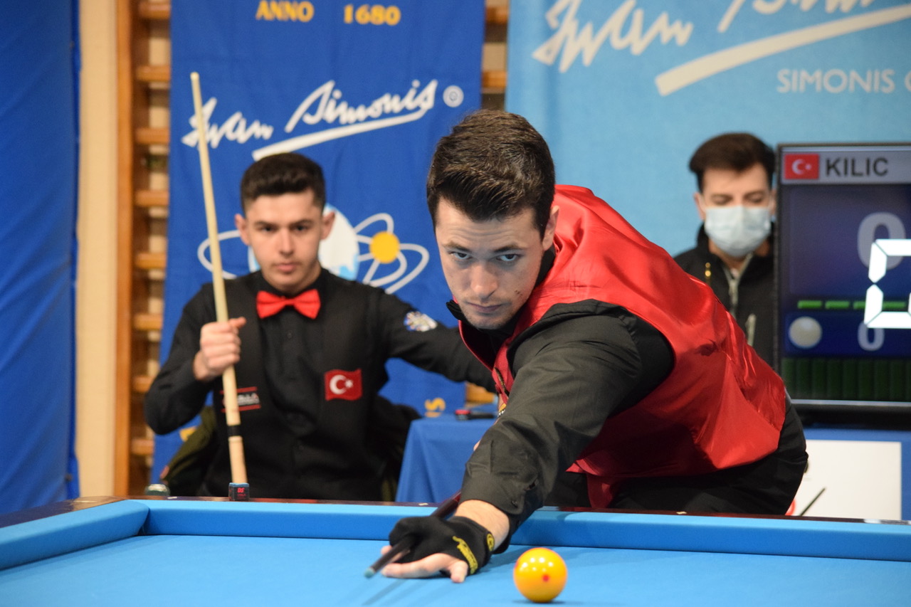 Ivan Mayor (20), nieuwe kampioen uit de Spaanse school | Driebanden