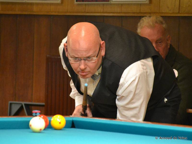 René Dericks blinkt uit, Ludo Kools ligt op schema | Driebanden